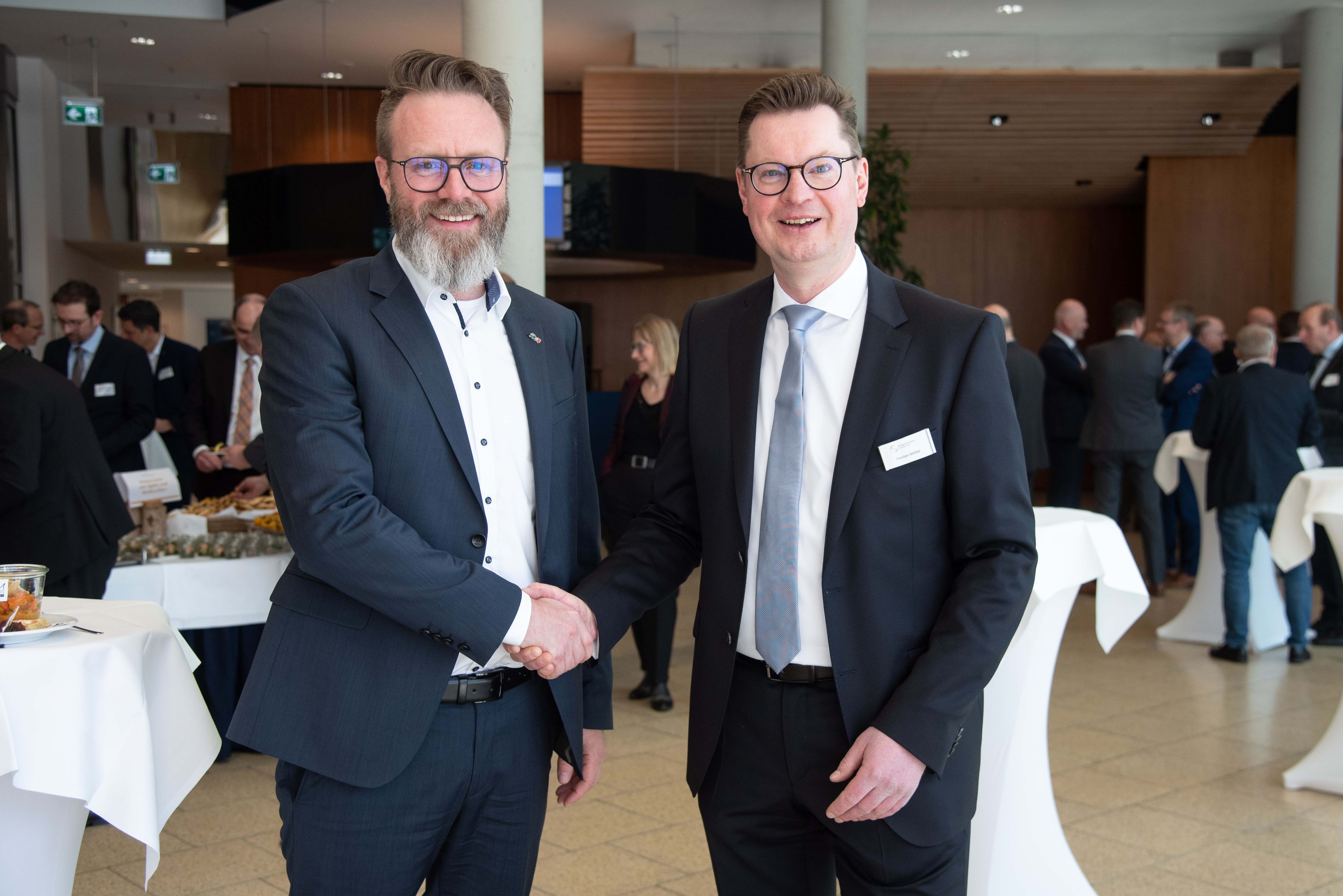 Carsten Müller erweitert Spitze von Bürgschaftsbank und MBG | SH ...